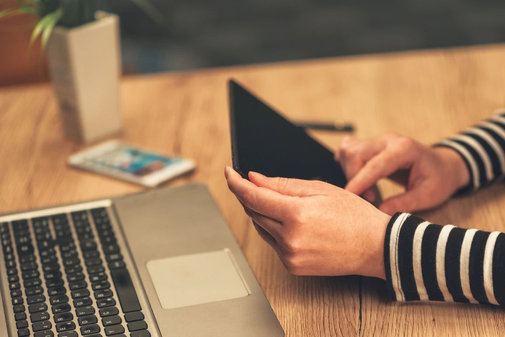 Context⁴ Healthcare, Inc. Announces Migration to Amazon Web Services ...